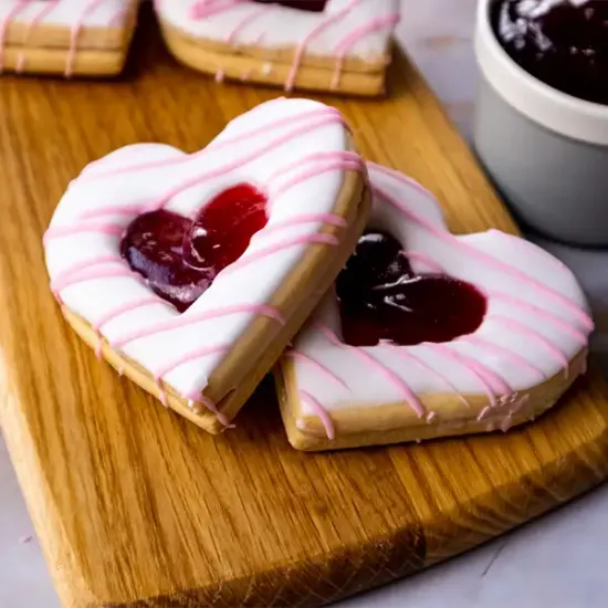 Love Heart Shaped Empire Biscuits | Pilgrim Foodservice Ltd