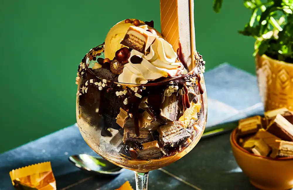 7 Minute Gold Billion Bar Sundae | Quick & Indulgent Dessert Recipe ...